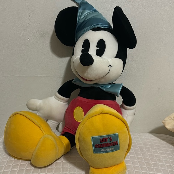 Disney | Toys | Mickey Mouse Lets Celebrate | Poshmark